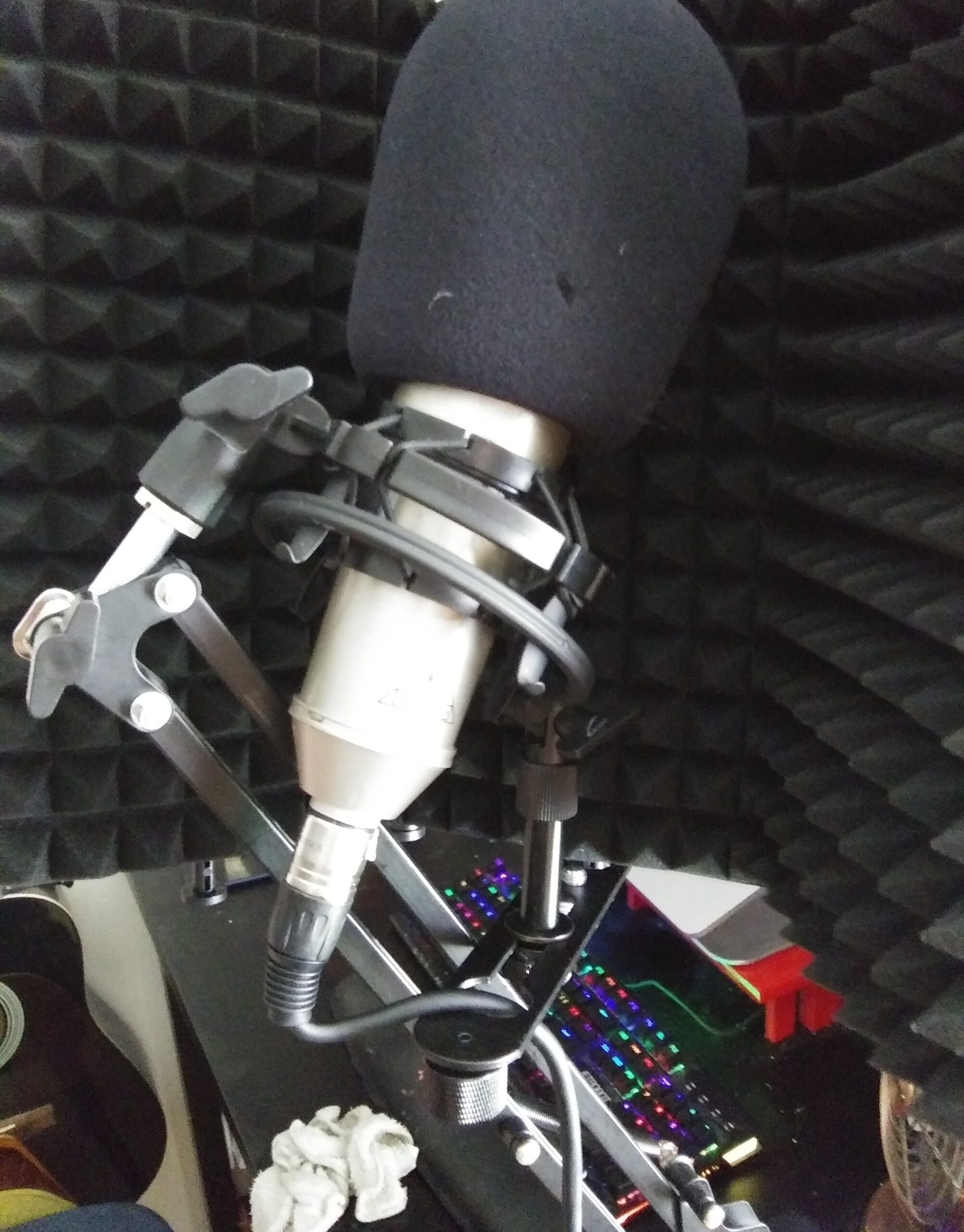 Microphone Isolation Shield • Farmhouse Magic Blog