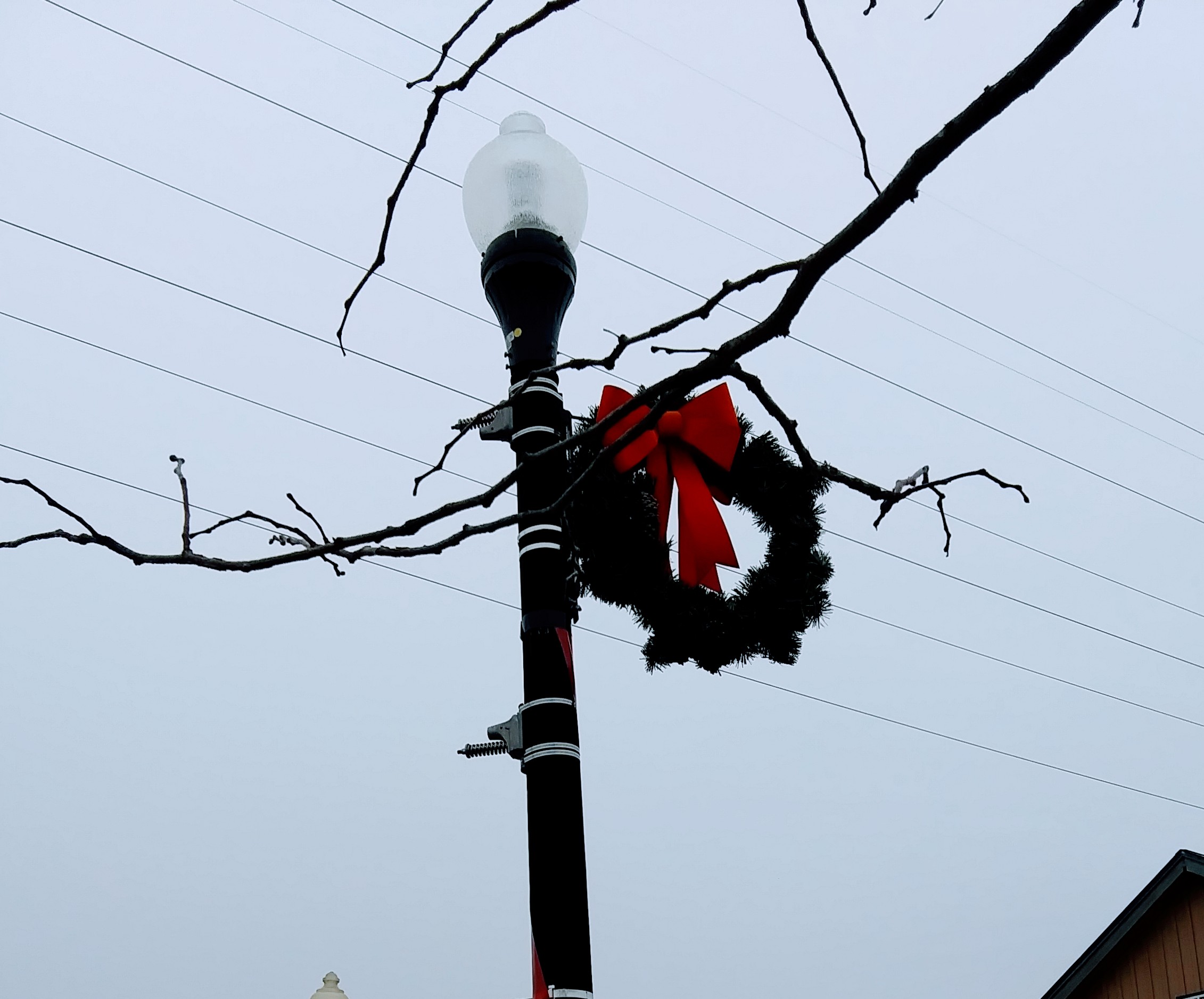 Holiday Street Lights • Farmhouse Magic Blog