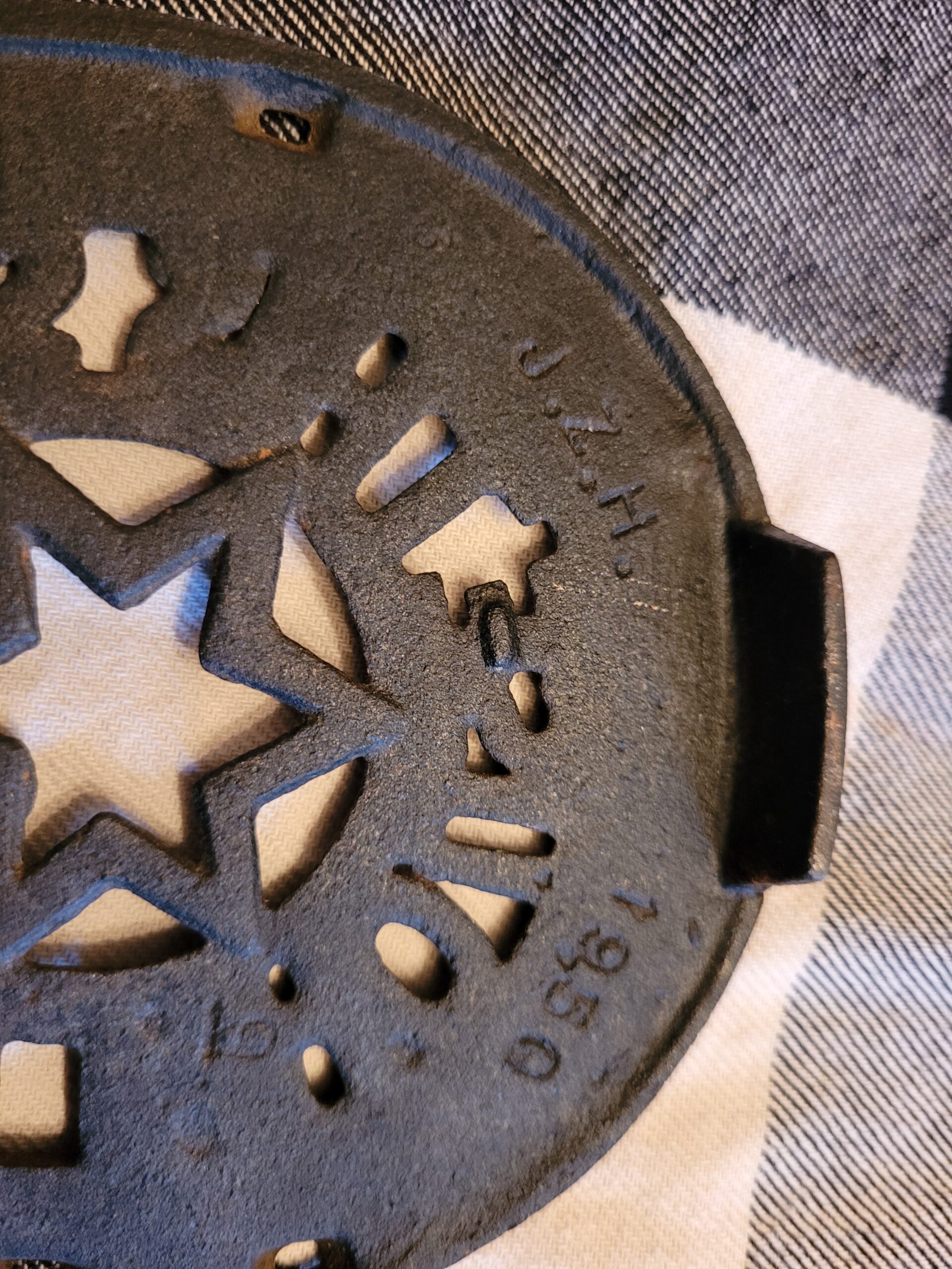 Trivet and Canning Jar • Farmhouse Magic Blog