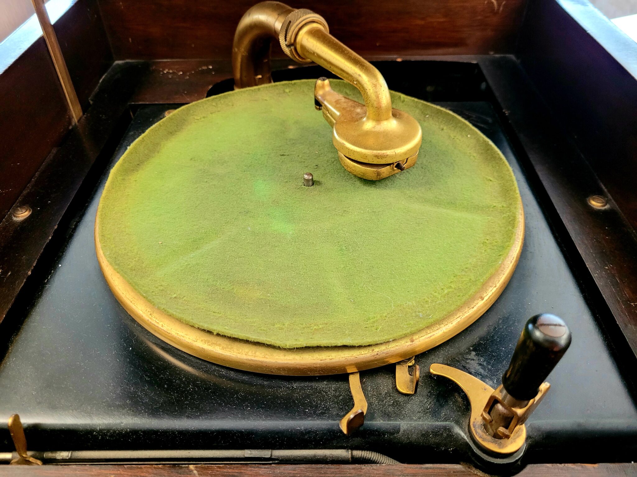 ReStore Edison • Farmhouse Magic Blog